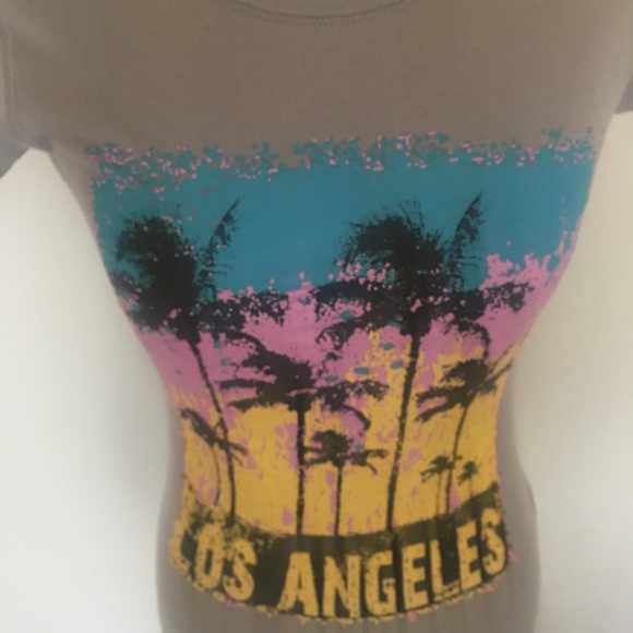 Atmosphere | Tops | Los Angeles Top | Poshmark